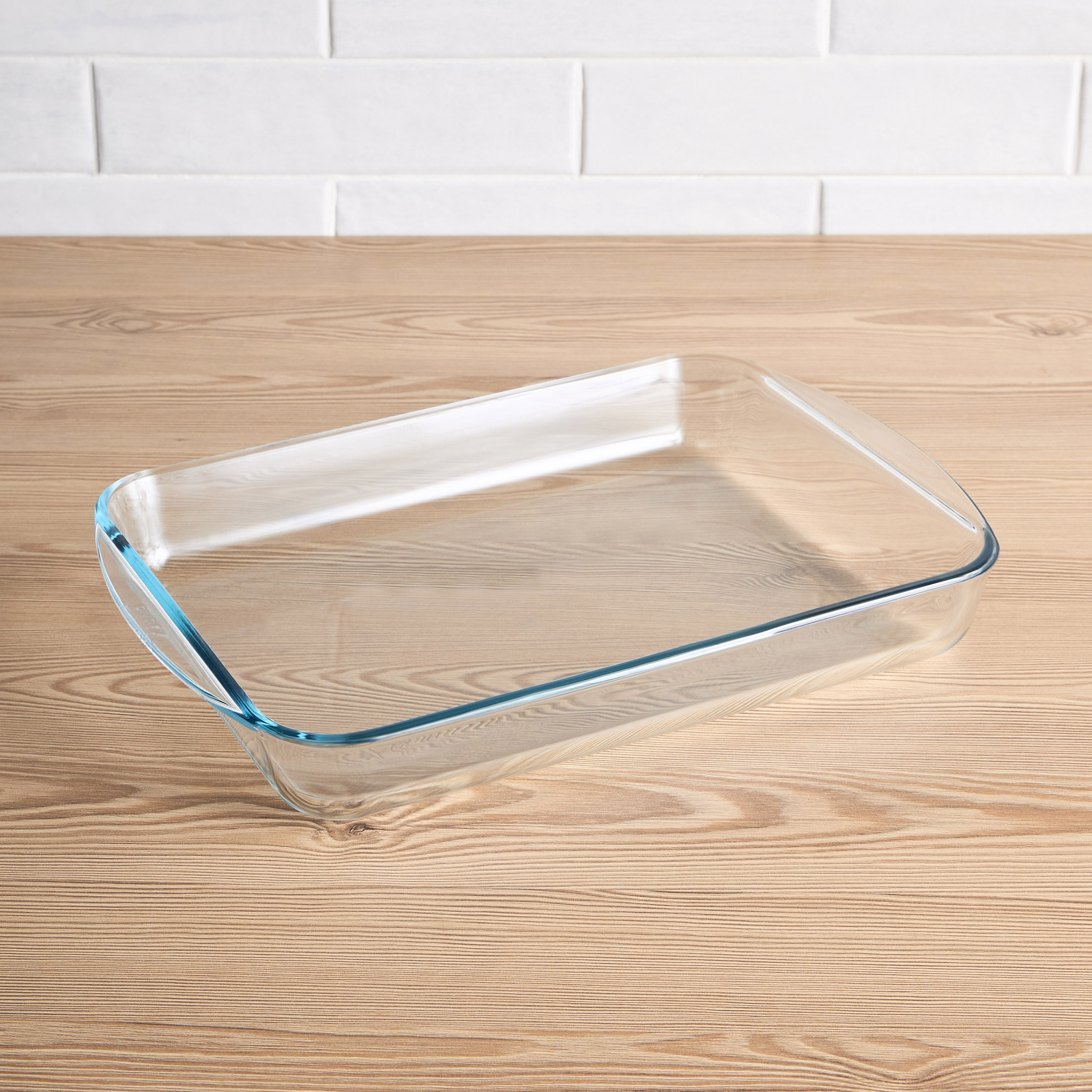 Shop Pyrex Rectangular Roaster Tray | Home Centre UAE
