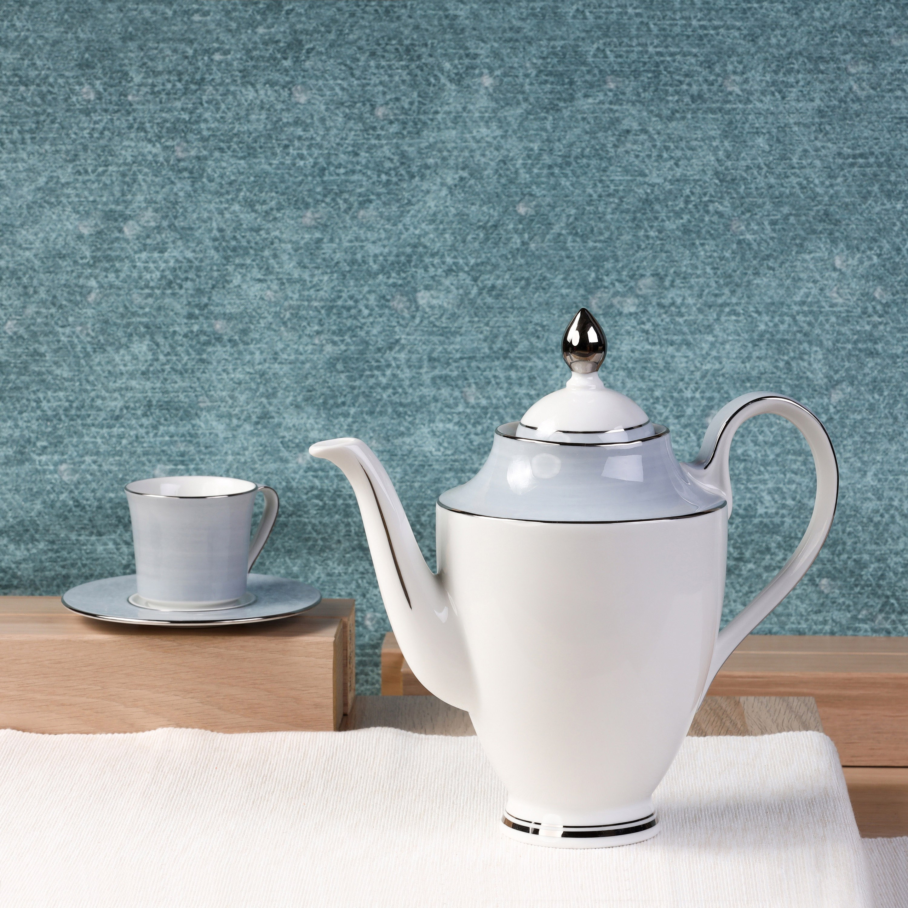 Shop Porcelain Tea Pot with Lid | Homecentre Egypt