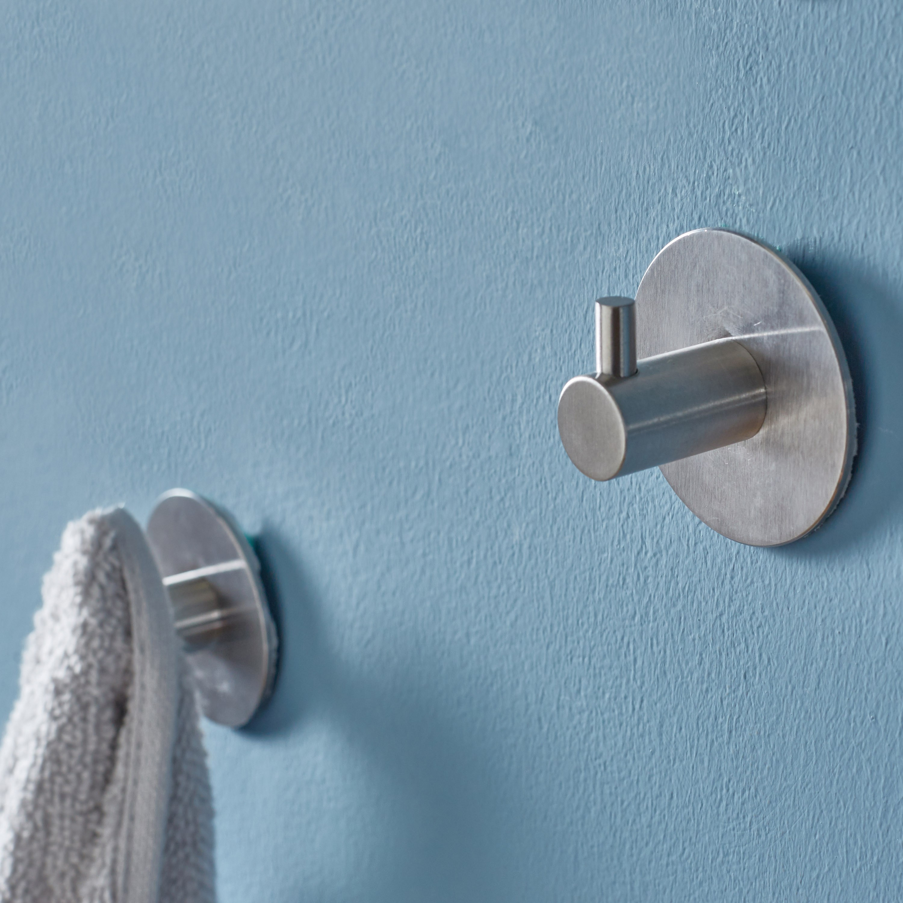 Shop Round Metal Hooks - Set of 2 | Homecentre Oman