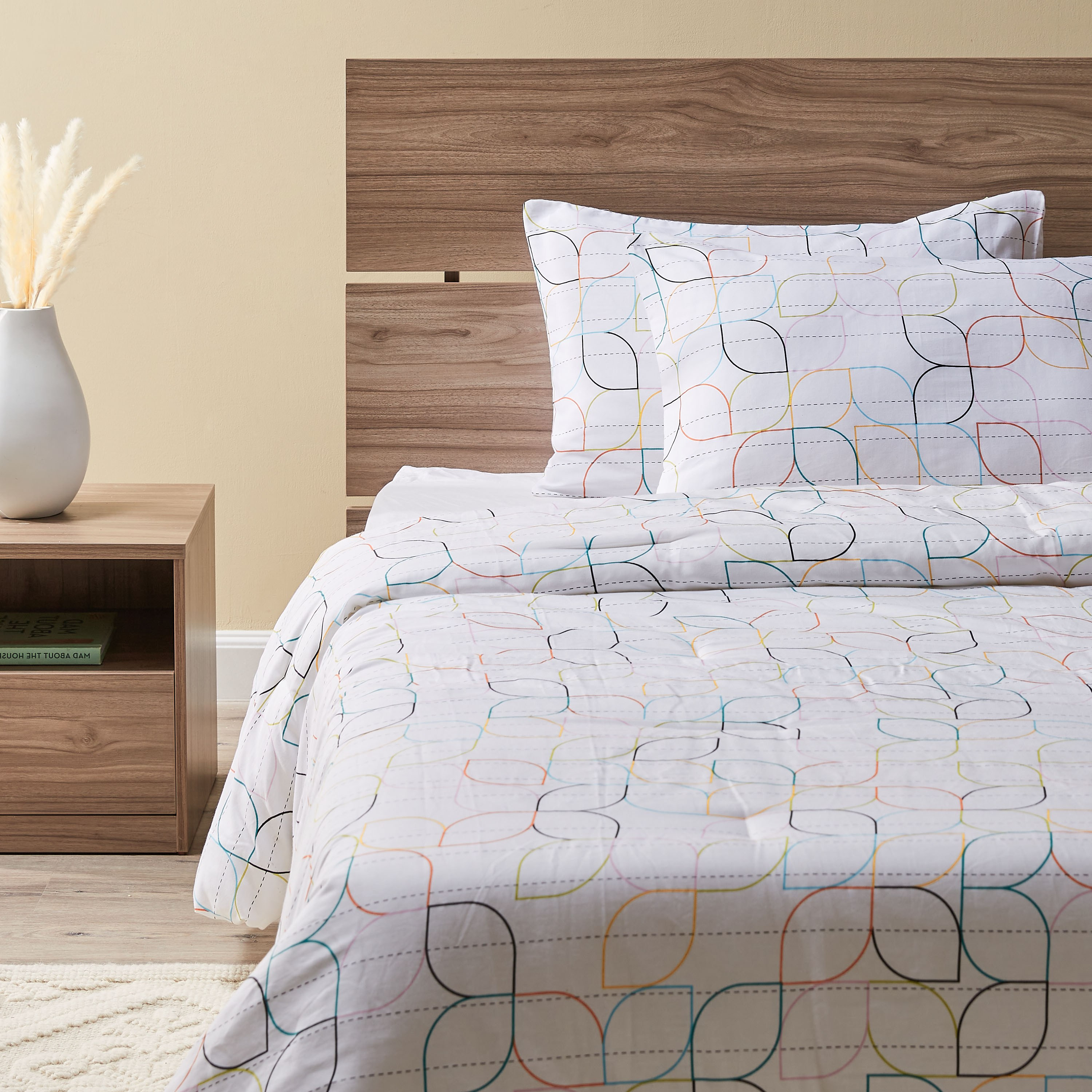 Shop Petal 3-Piece Comforter Set - 200x240 cm | Homecentre Qatar