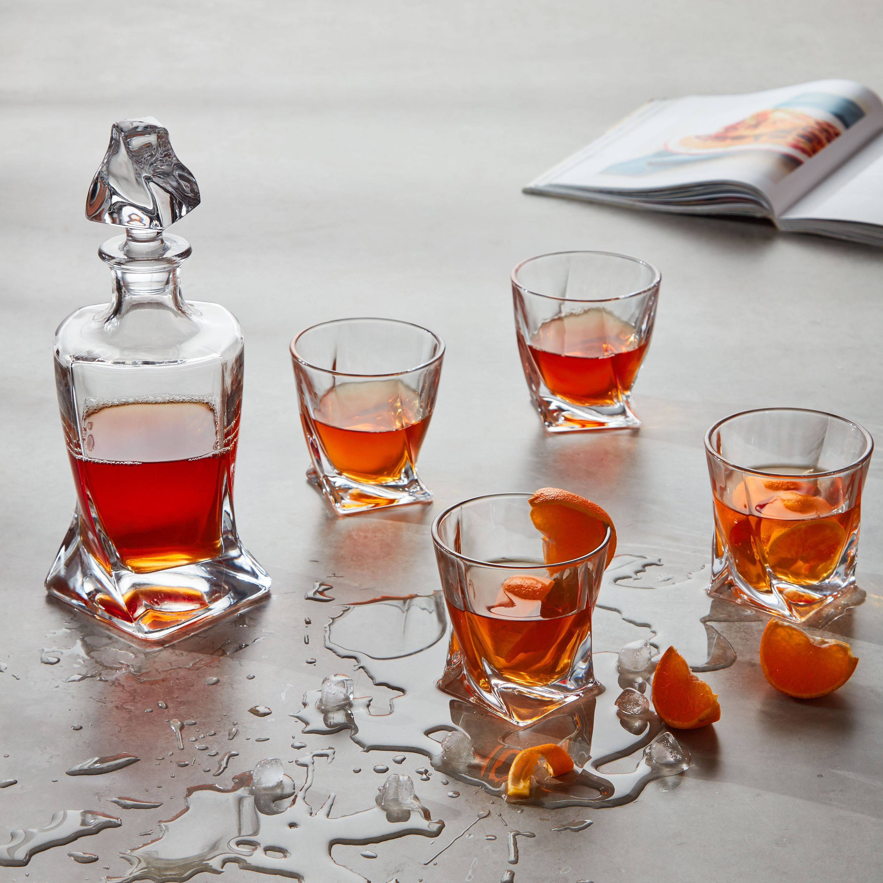 Shop Twist 5-Piece Decanter Set | Homecentre Oman