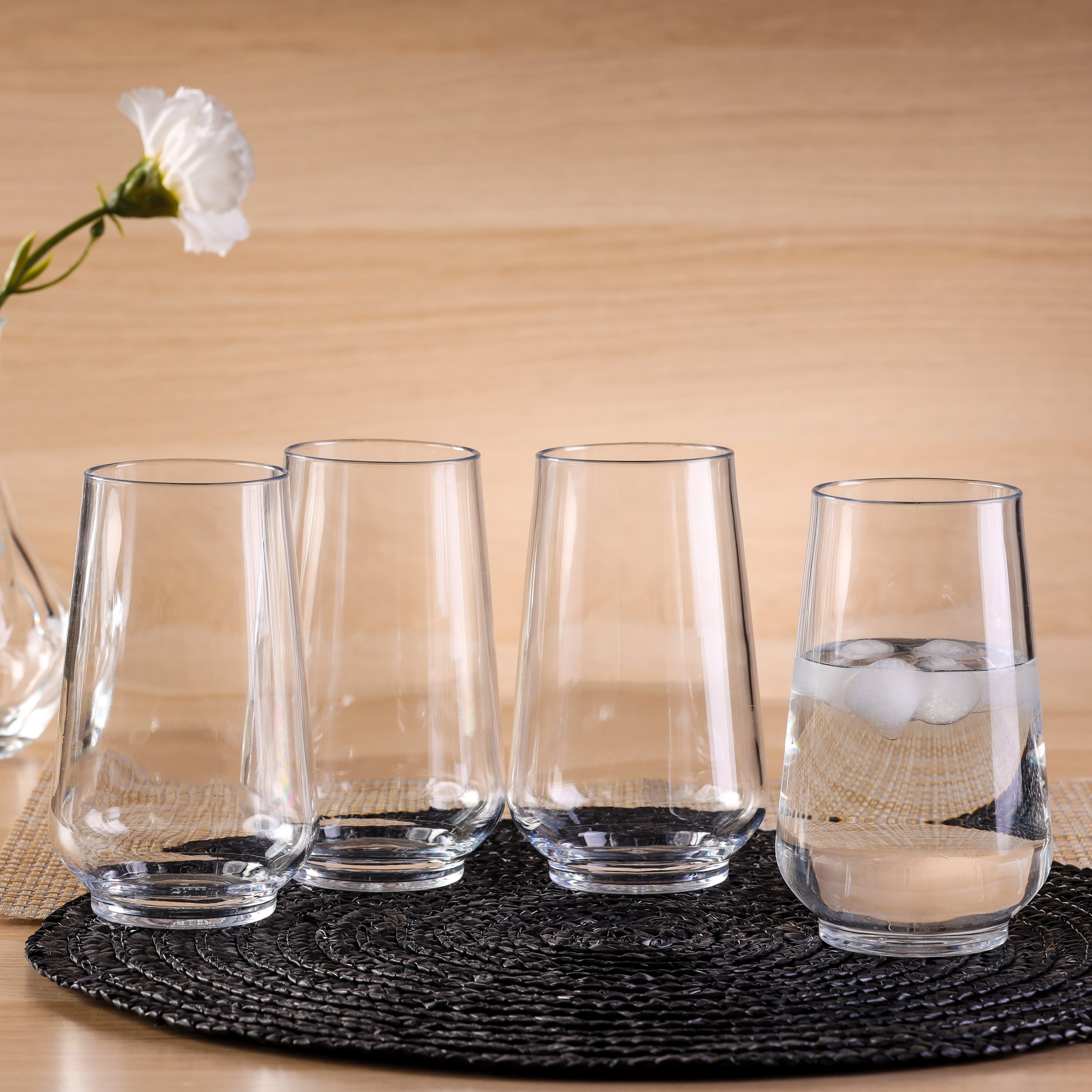 Omada 4-Piece Pangea Aria Glass Set