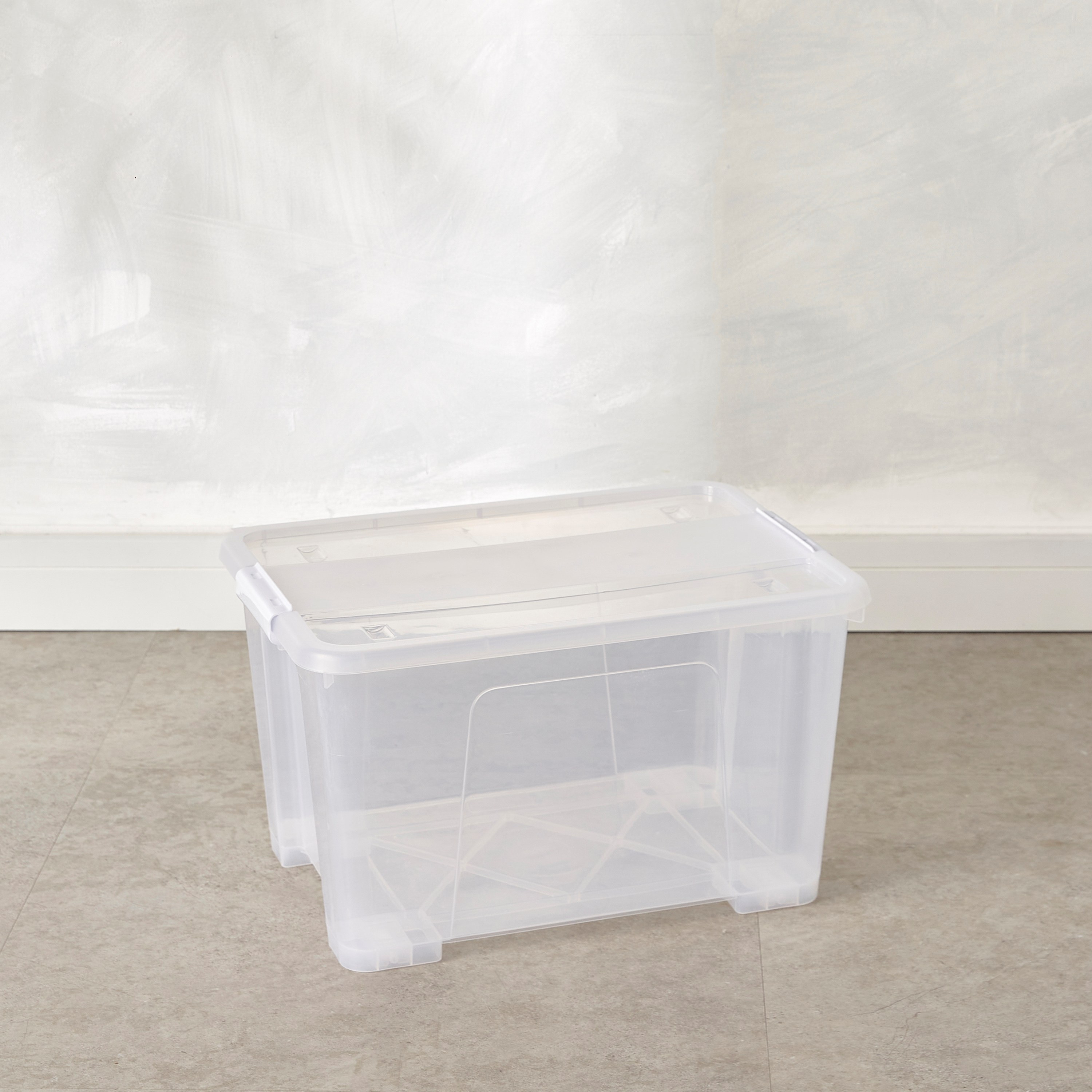 Shop Robyn Storage Box With Lid and Wheels - 32 L | Home Centre Bahrain