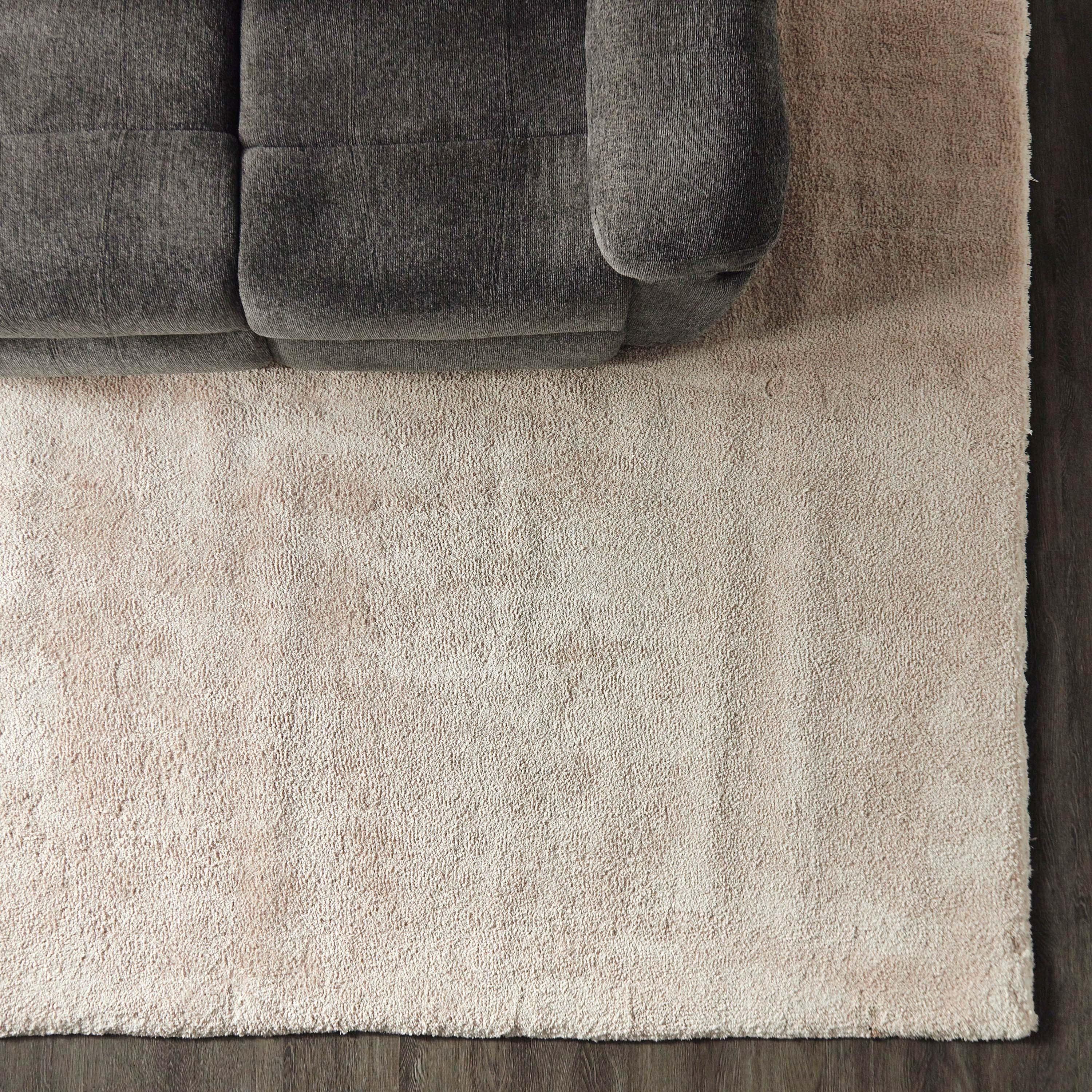 Shop Viva Velvet Rug - 250x360 cm | Home Centre UAE