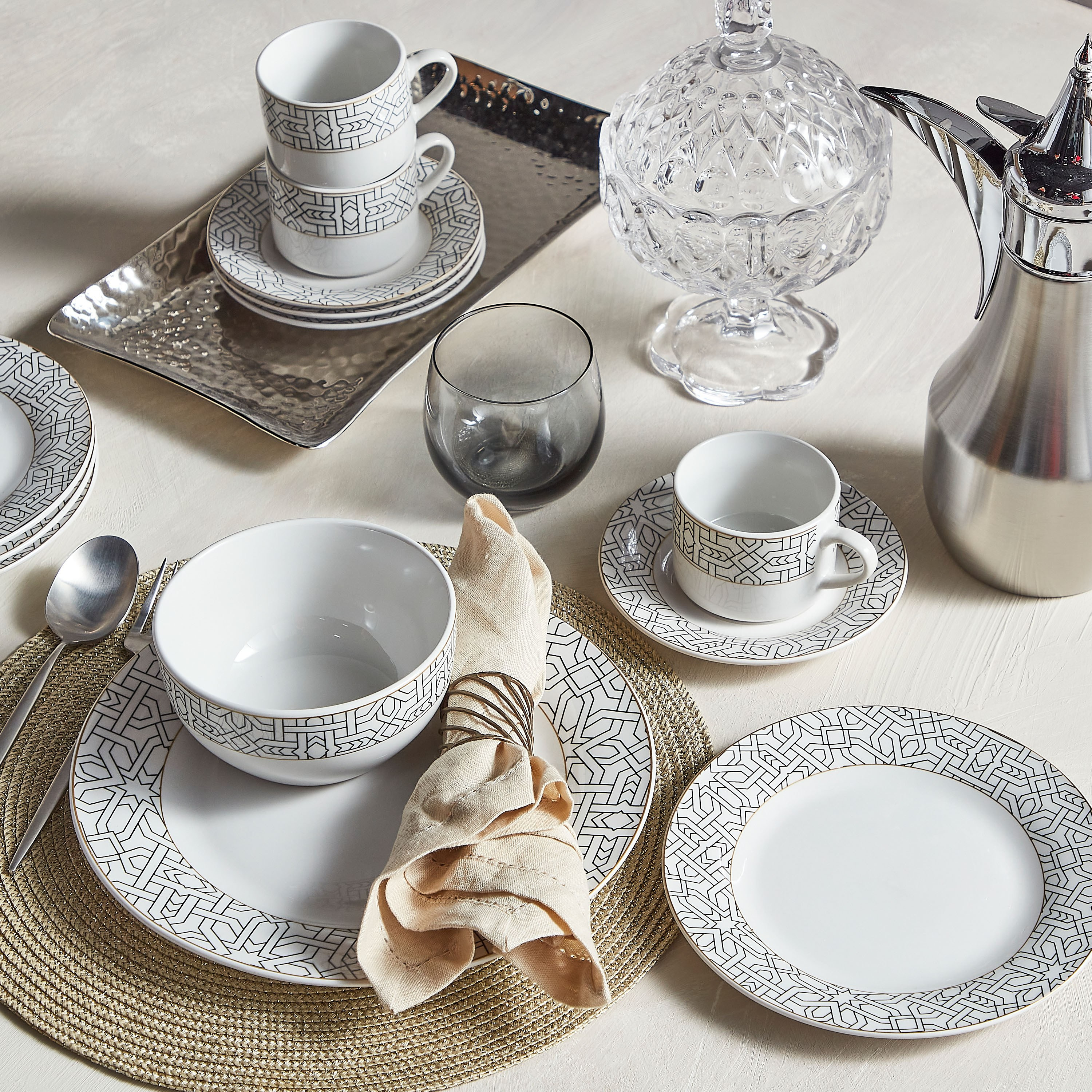 Shop Kayla 20-Piece Porcelain Dinner Set - Serves 4 | Homecentre Oman