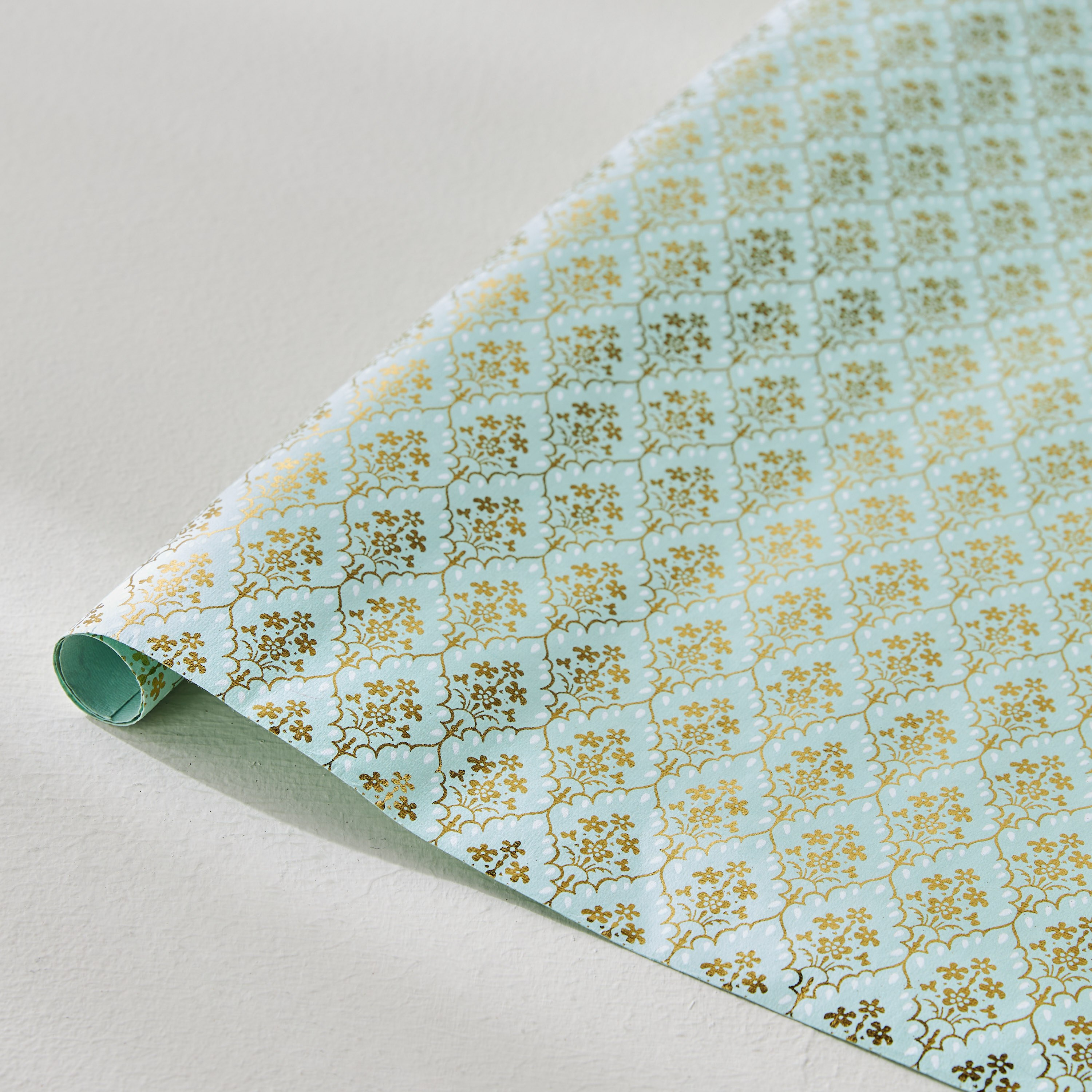 Shop Amelia Gift Wrapping Paper - 56x76 cm Online | Home Centre UAE