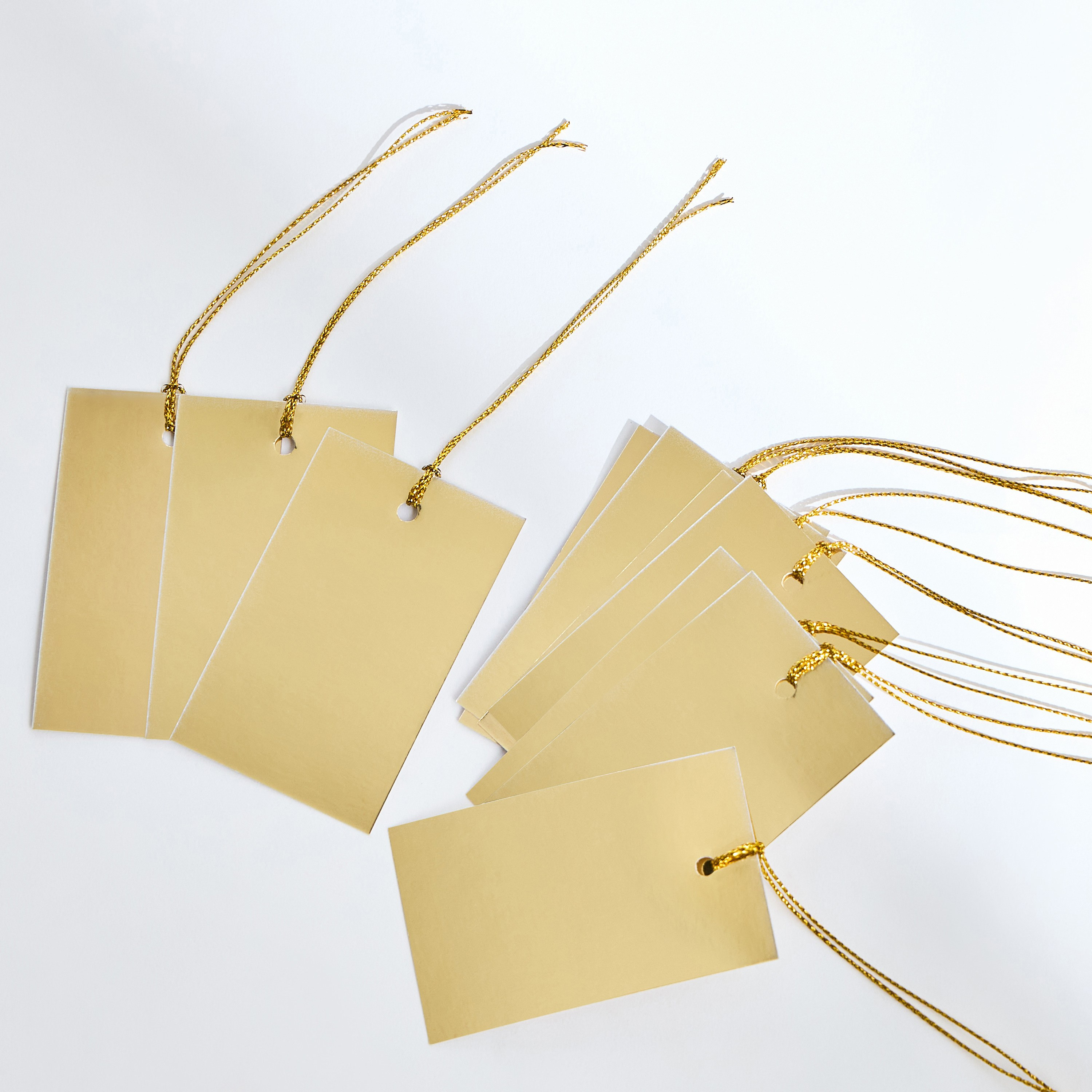 Shop Dina Metallic Gift Tag - Set of 15 | Home Centre UAE