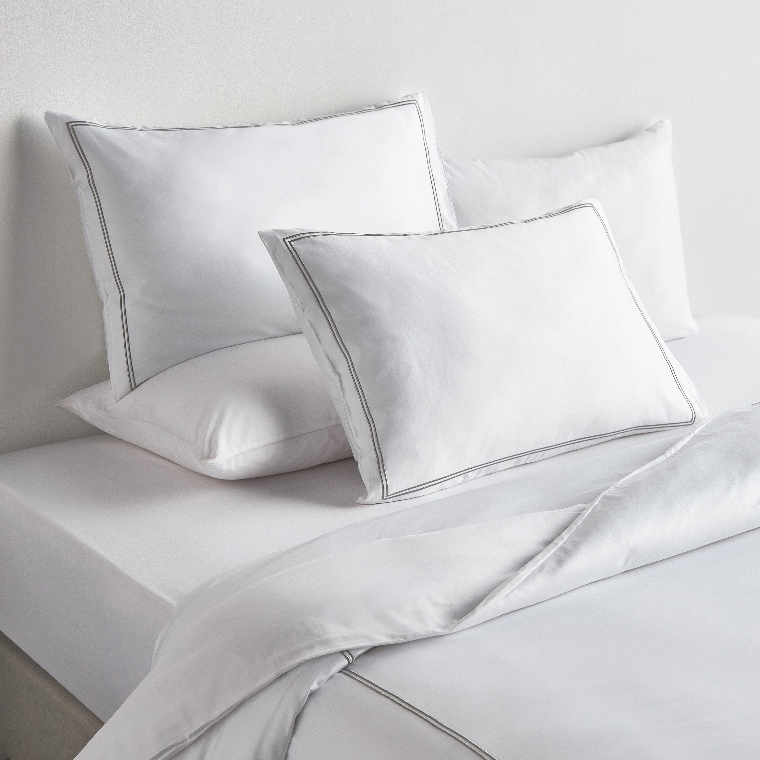 Shop Florence Egyptian Cotton Sateen 400 Thread Count 3-Piece Super ...