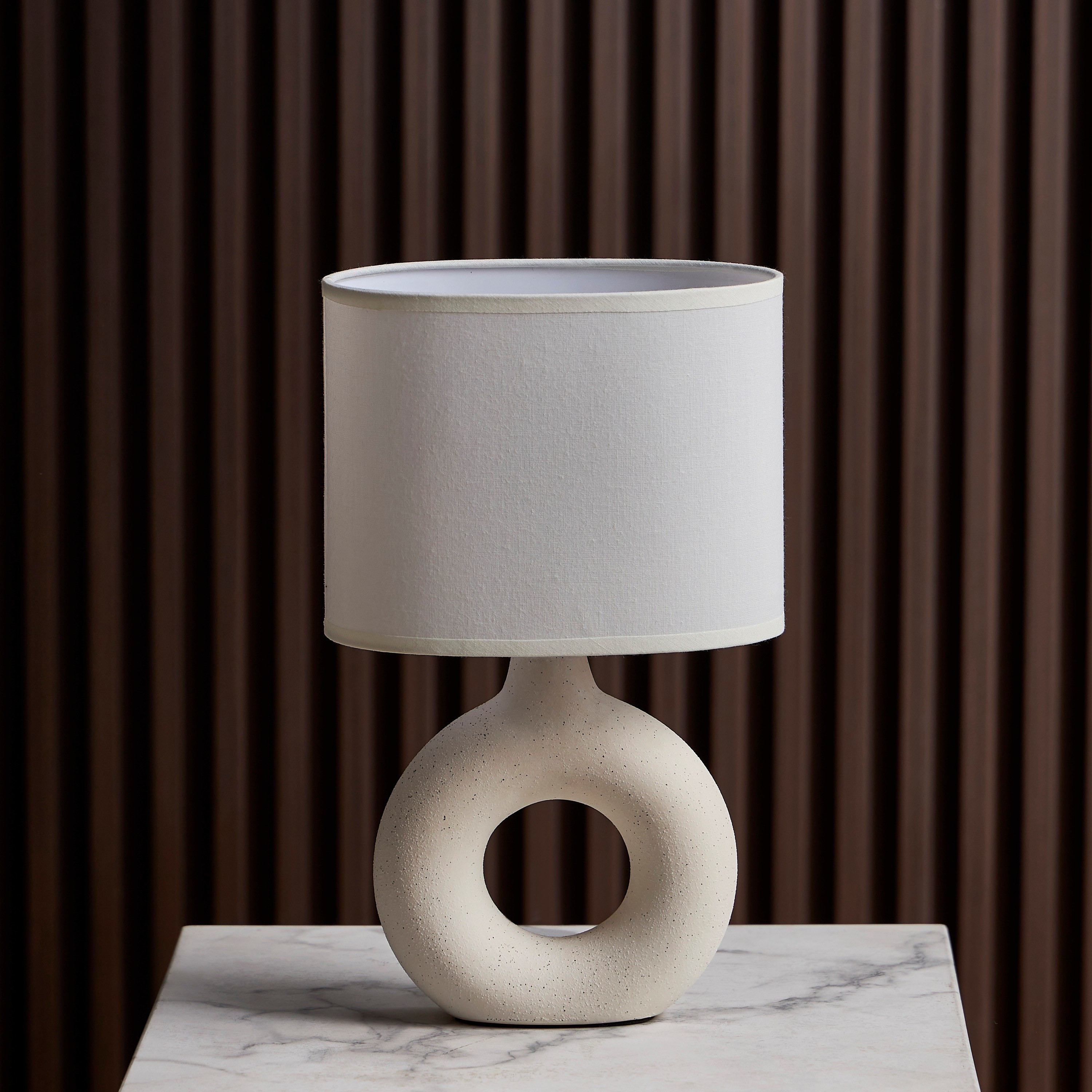 Shop Linde Ceramic Table Lamp - 31 cm | Home Centre Kuwait