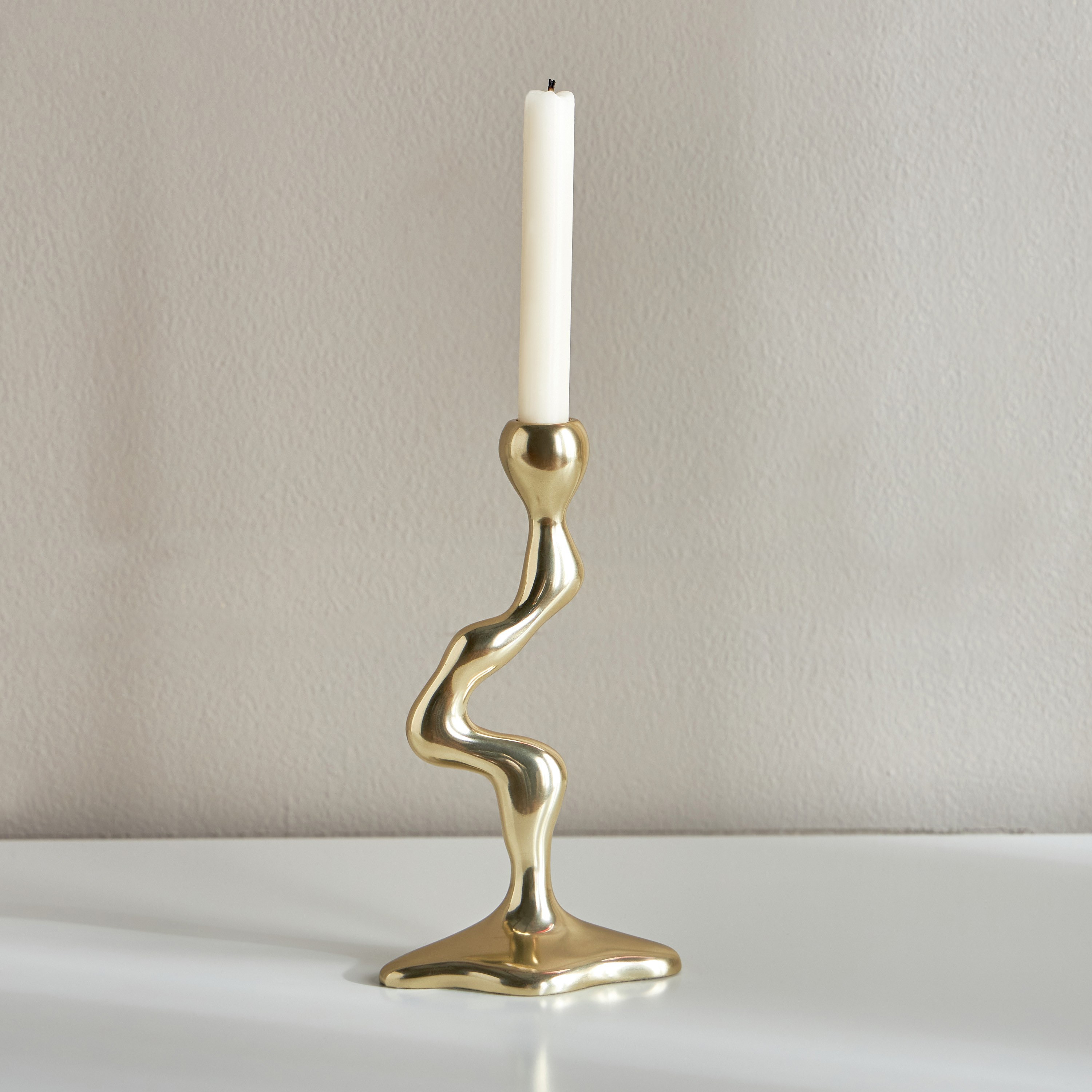 Shop Sama Wave Taper Candleholder Online | Home Centre UAE