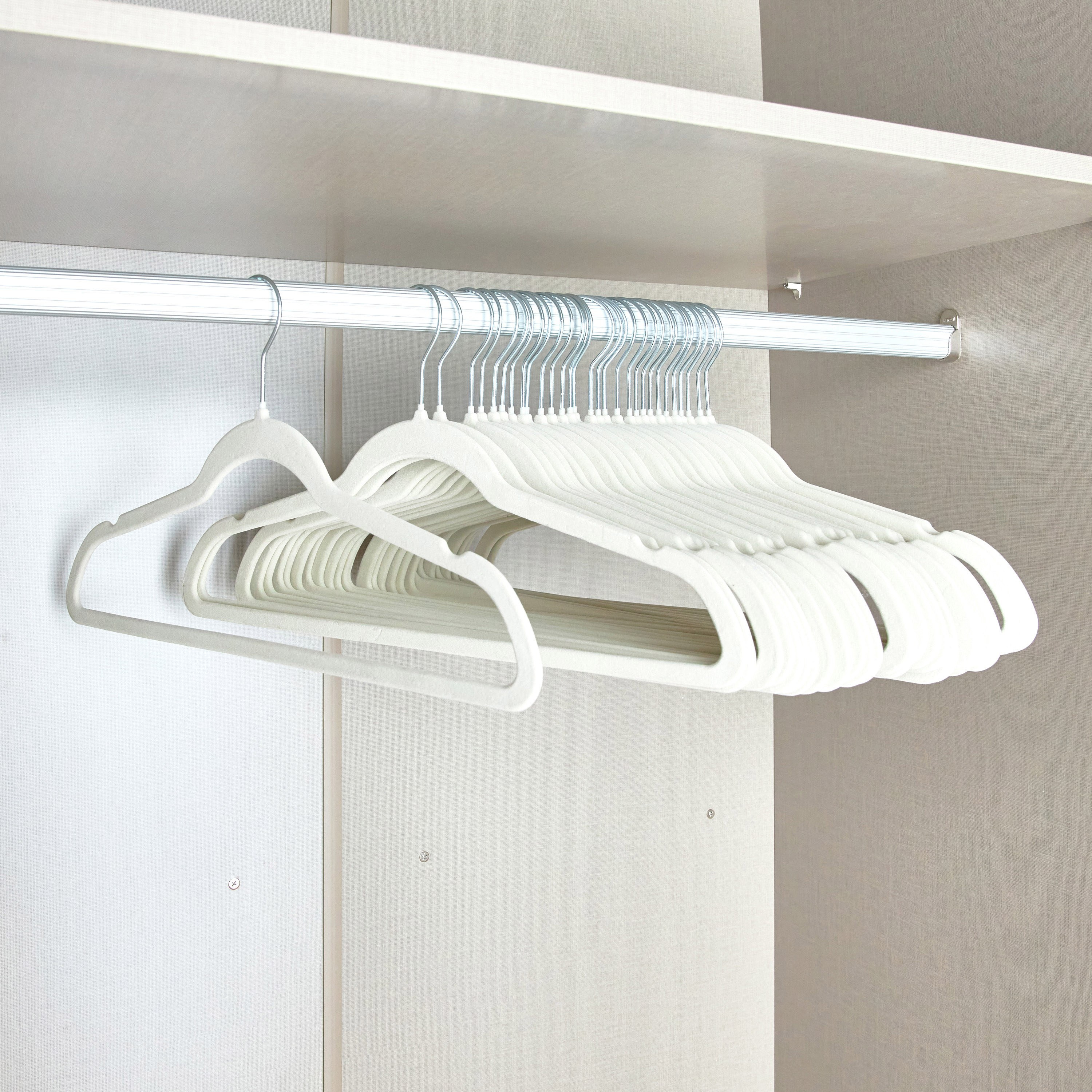 Shop Jacinta Flock 30-Piece Hanger Set | Homecentre Oman