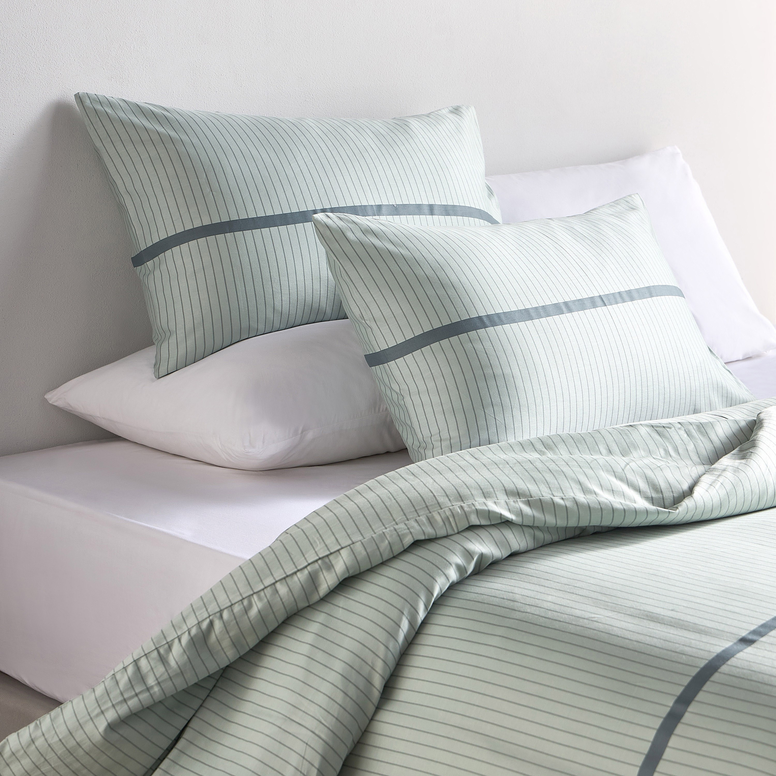 Shop Dustin Cotton 220 TC 3-Piece King Duvet Cover Set - 230x220 cm ...