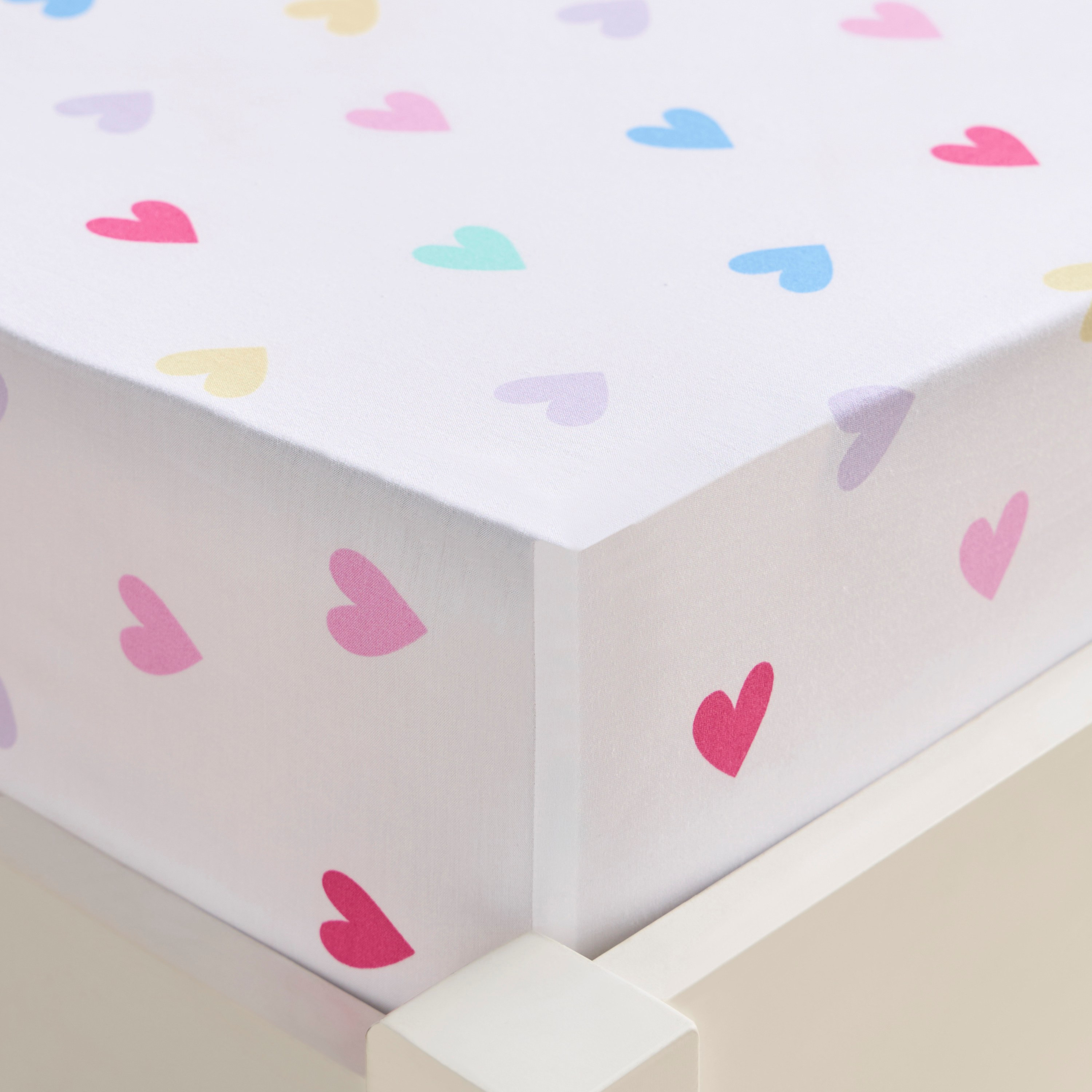 Shop Eco Snuggle Hearts Organic Cotton 200 Thread Count Full Fitted ...