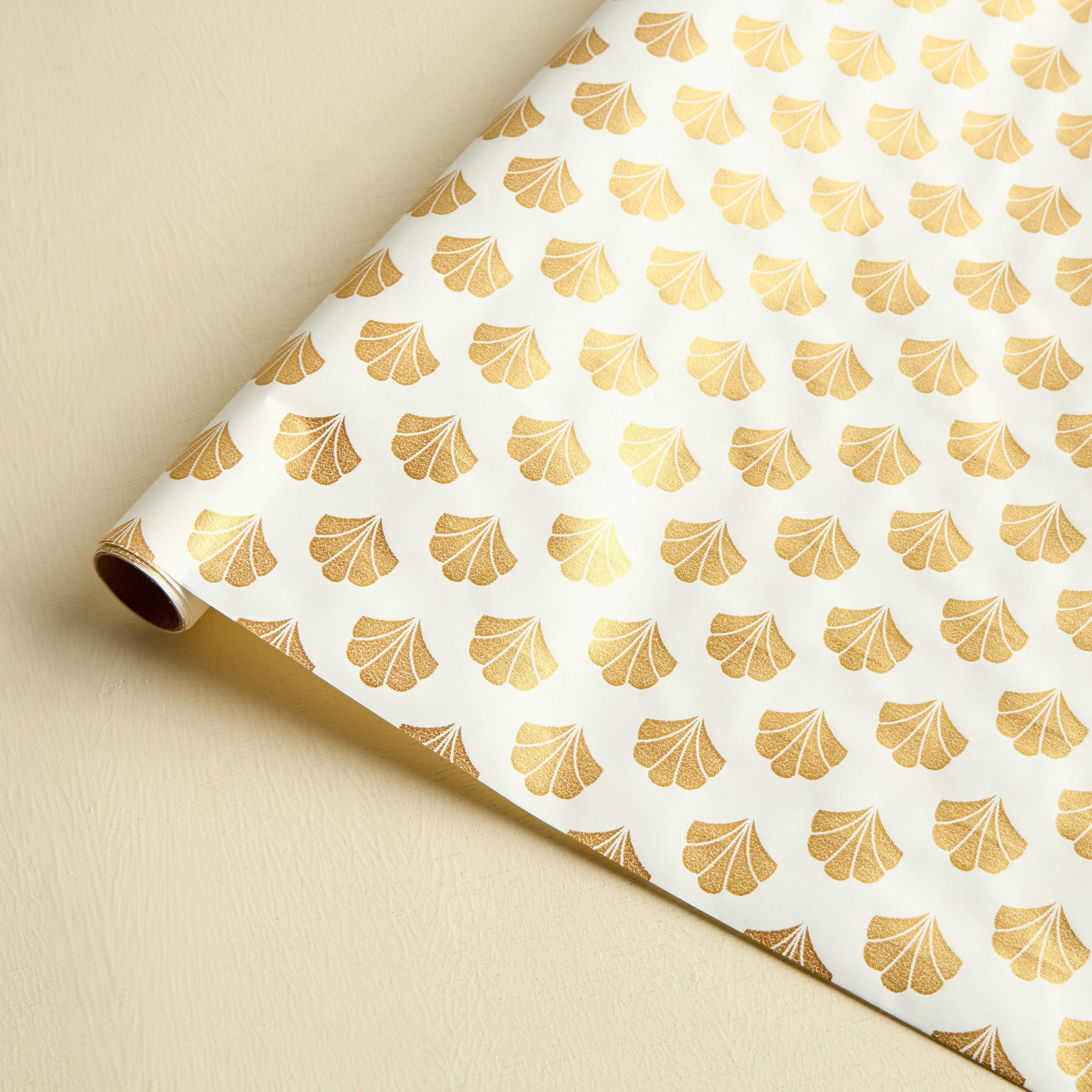 Shop Kori Gift Wrapping Paper - 300 cm Online | Home Centre Qatar