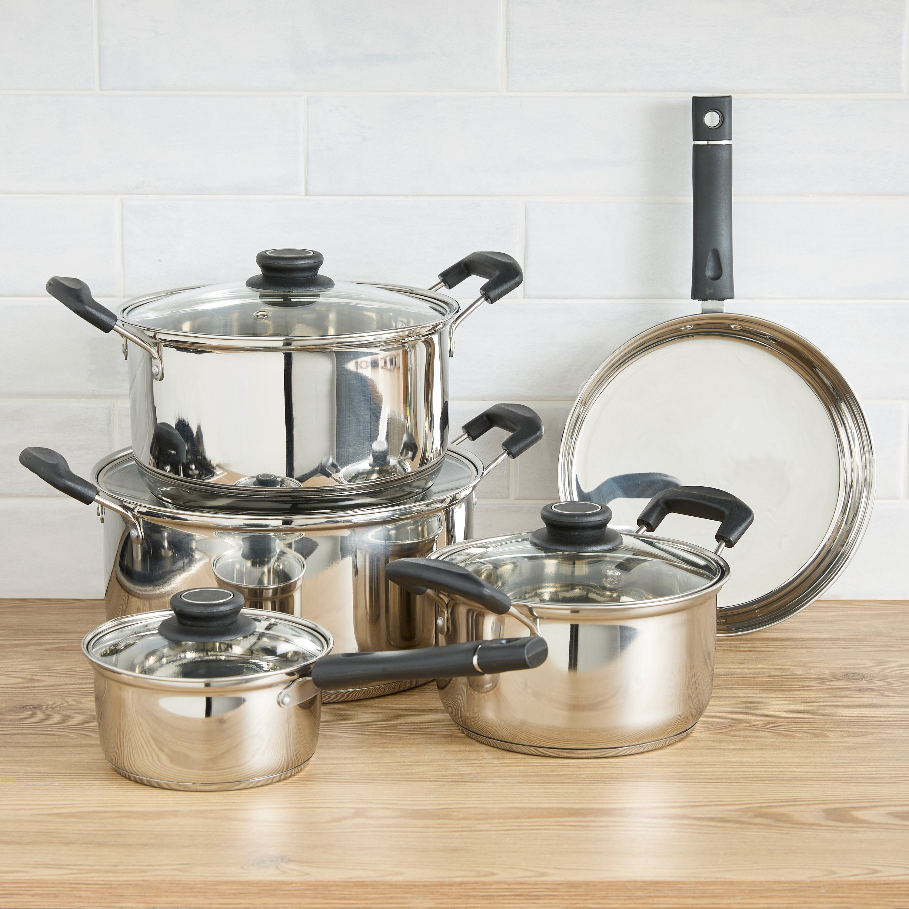 Shop Trazzini 9-Piece Stainless Steel Cookware Set | Homecentre Oman