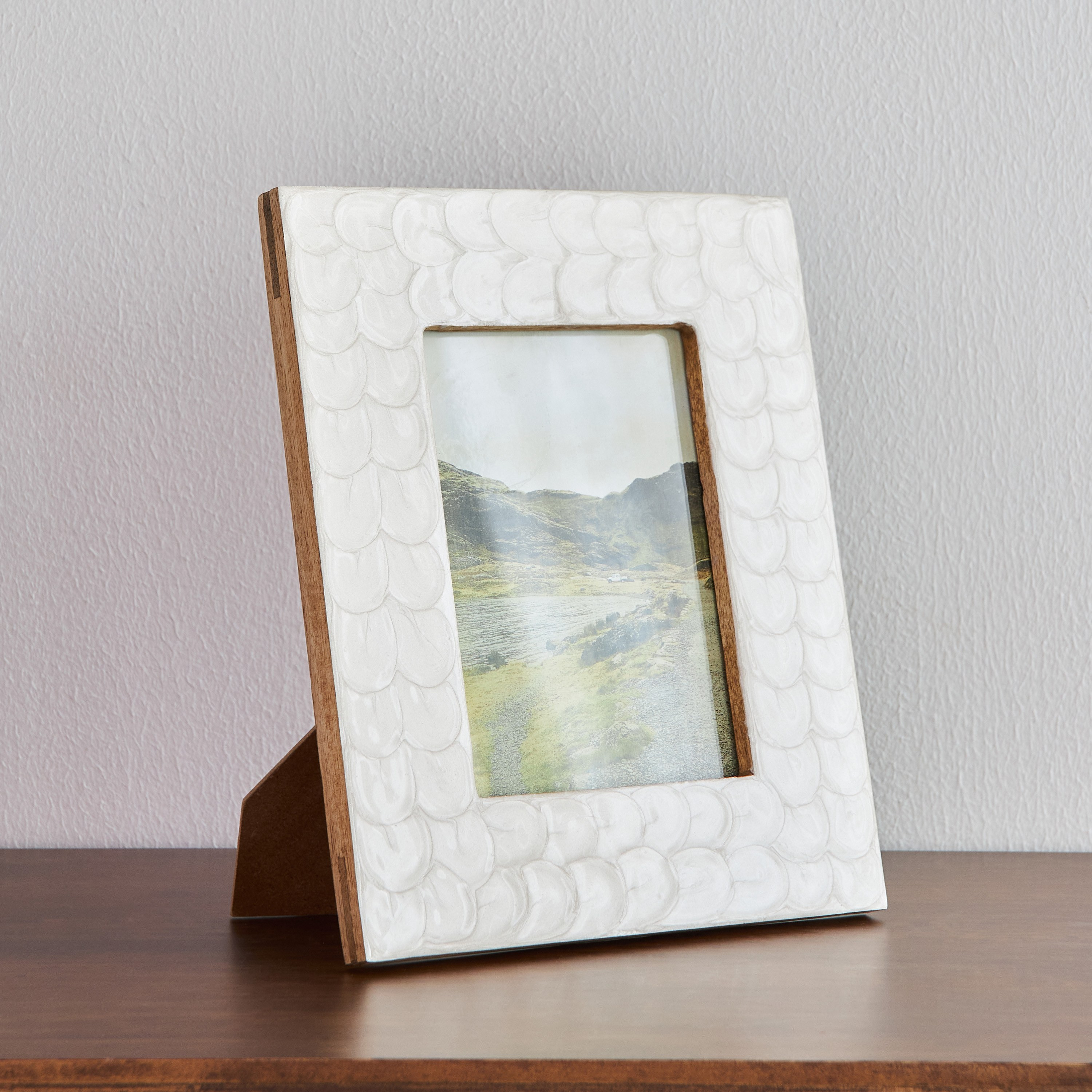 Shop Pearl Drop Photo Frame - 17x12 cm | Homecentre Oman