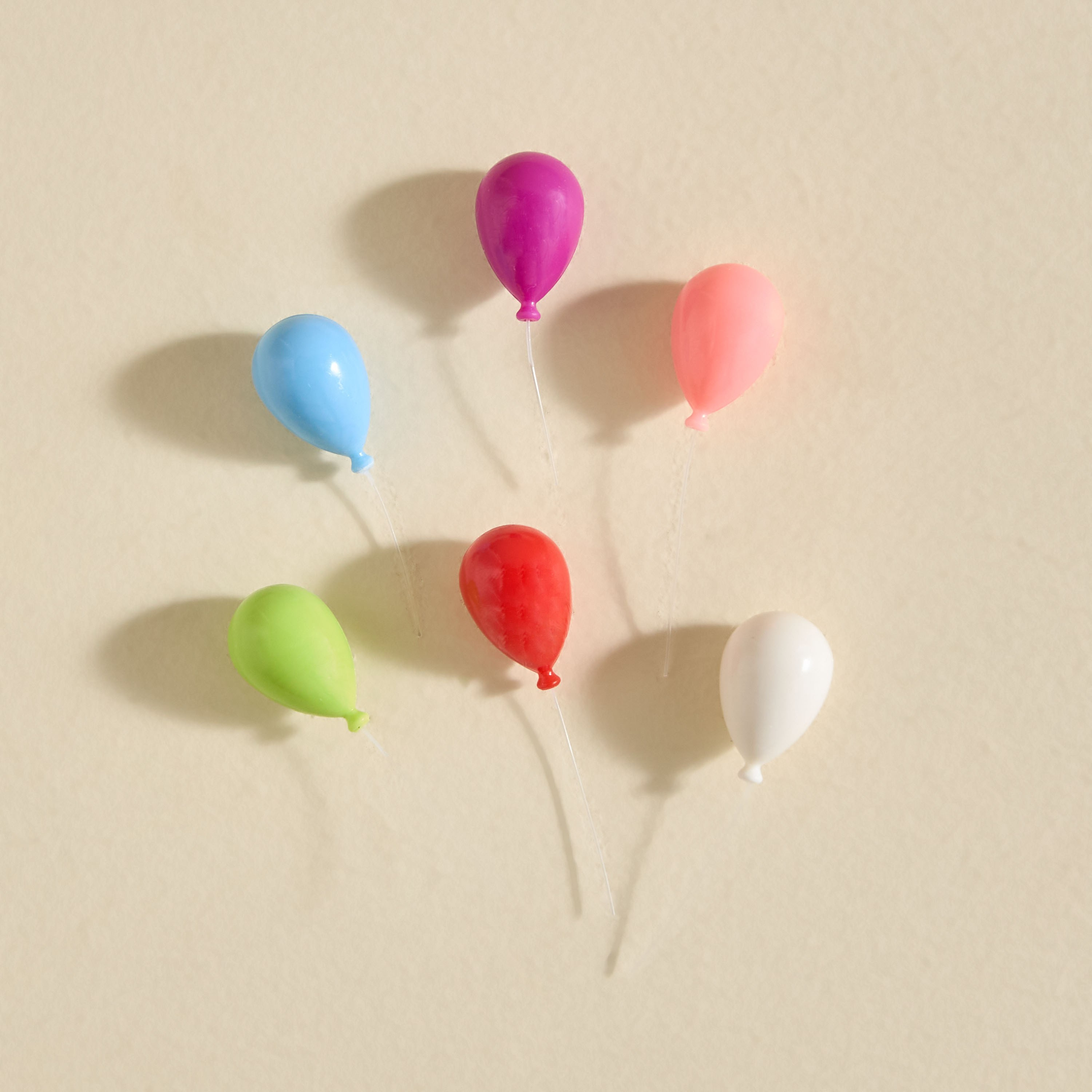Shop Balloon 6-Piece Magnet Set | Home Centre UAE