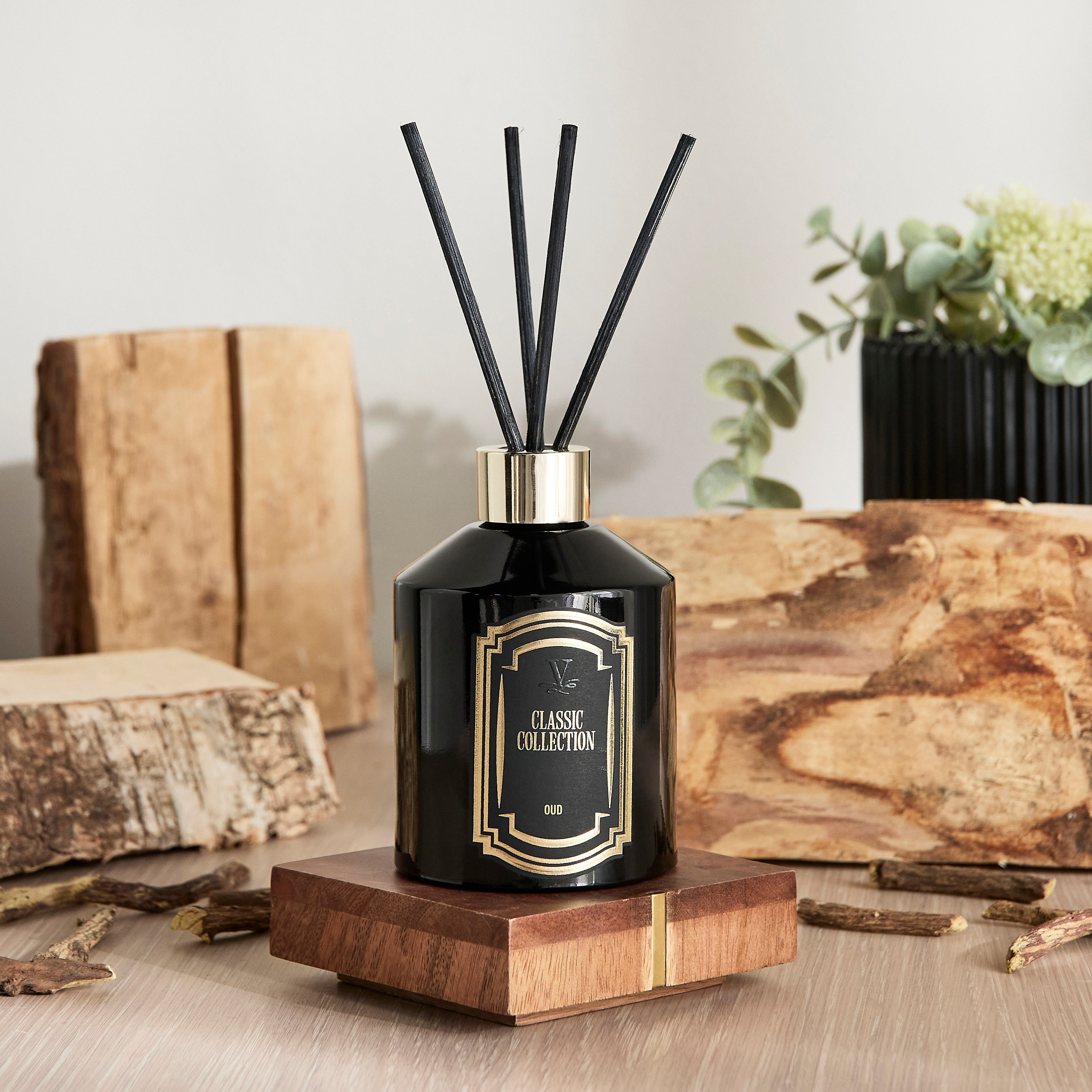 Shop Vila Hermanos LX Vila Classic Oud Reed Diffuser - 250 ml Online ...