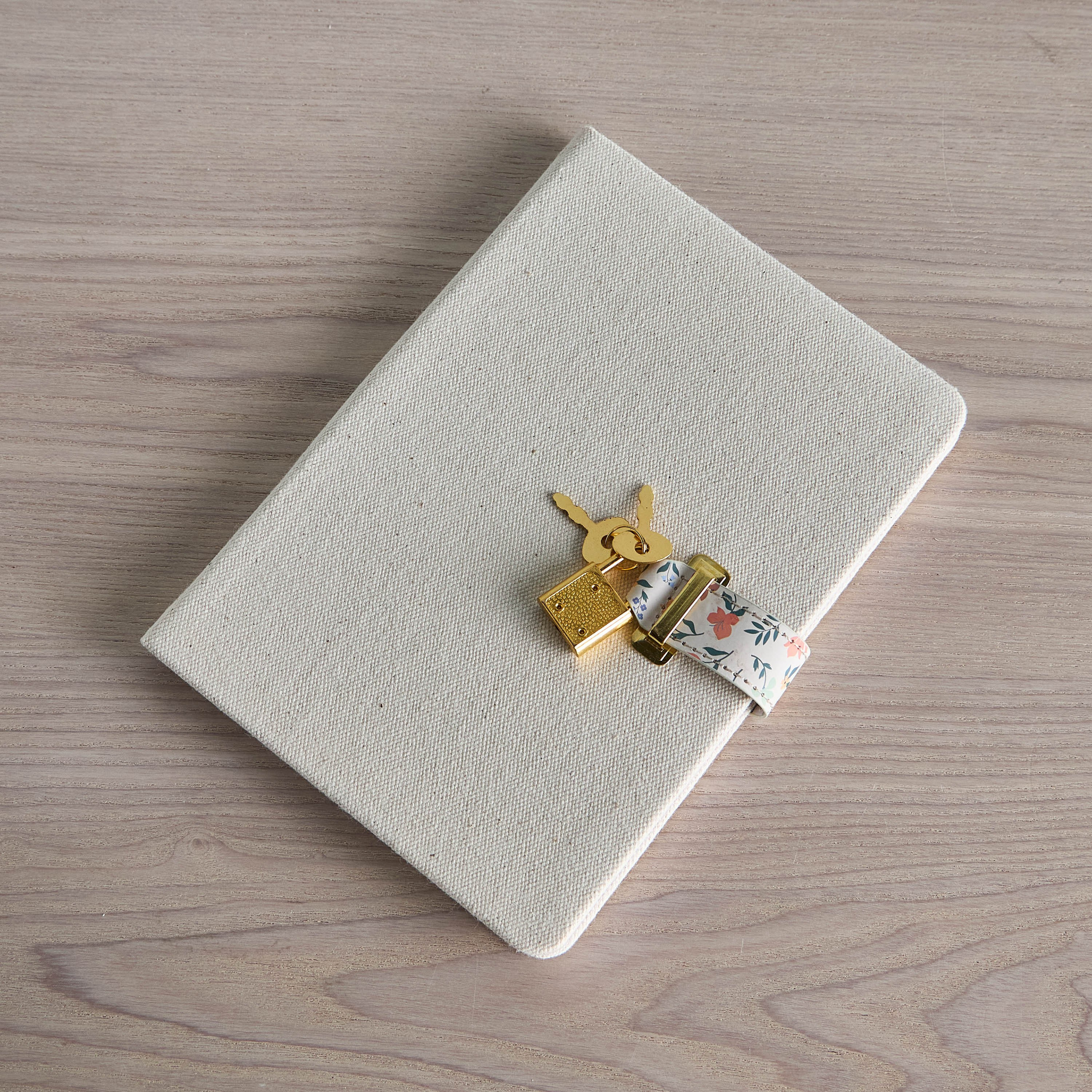 Shop Florise 80-Sheet B6 Hardcover Notebook with Lock | Homecentre Qatar