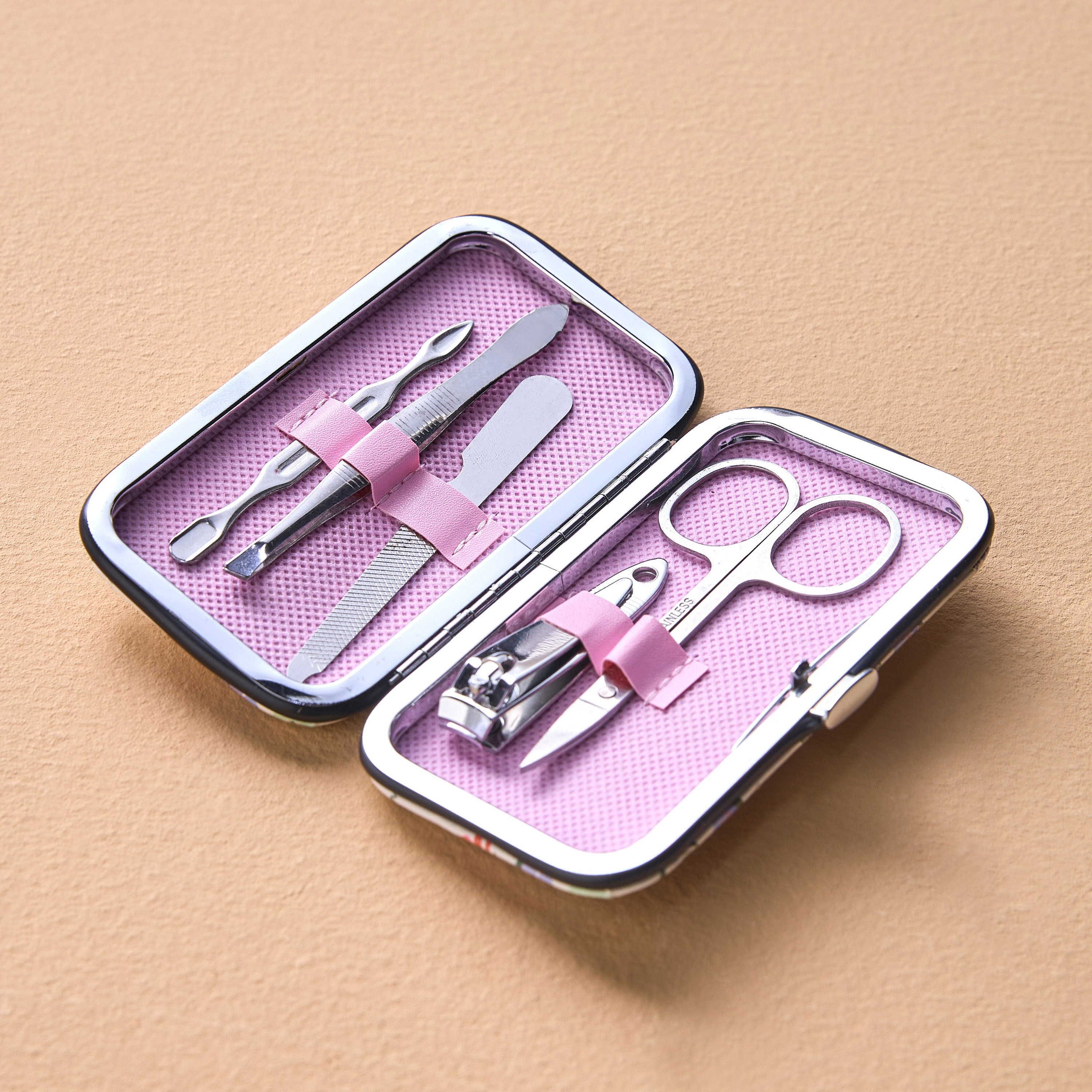 Shop Dylan 6-Piece Manicure Set | Home Centre Qatar