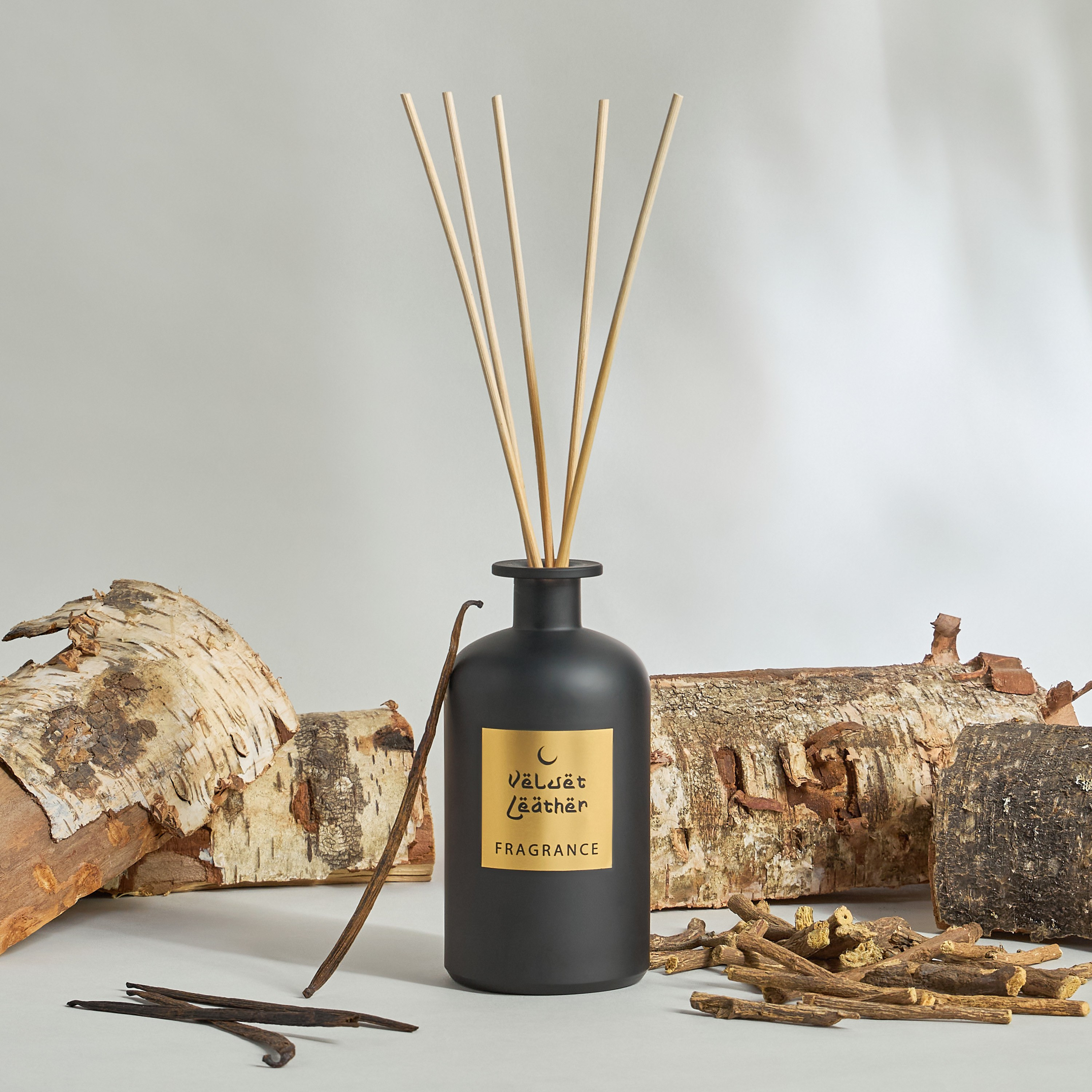 Shop Arabian Nights Velvet Leather Reed Diffuser - 500 ml Online | Home Centre UAE