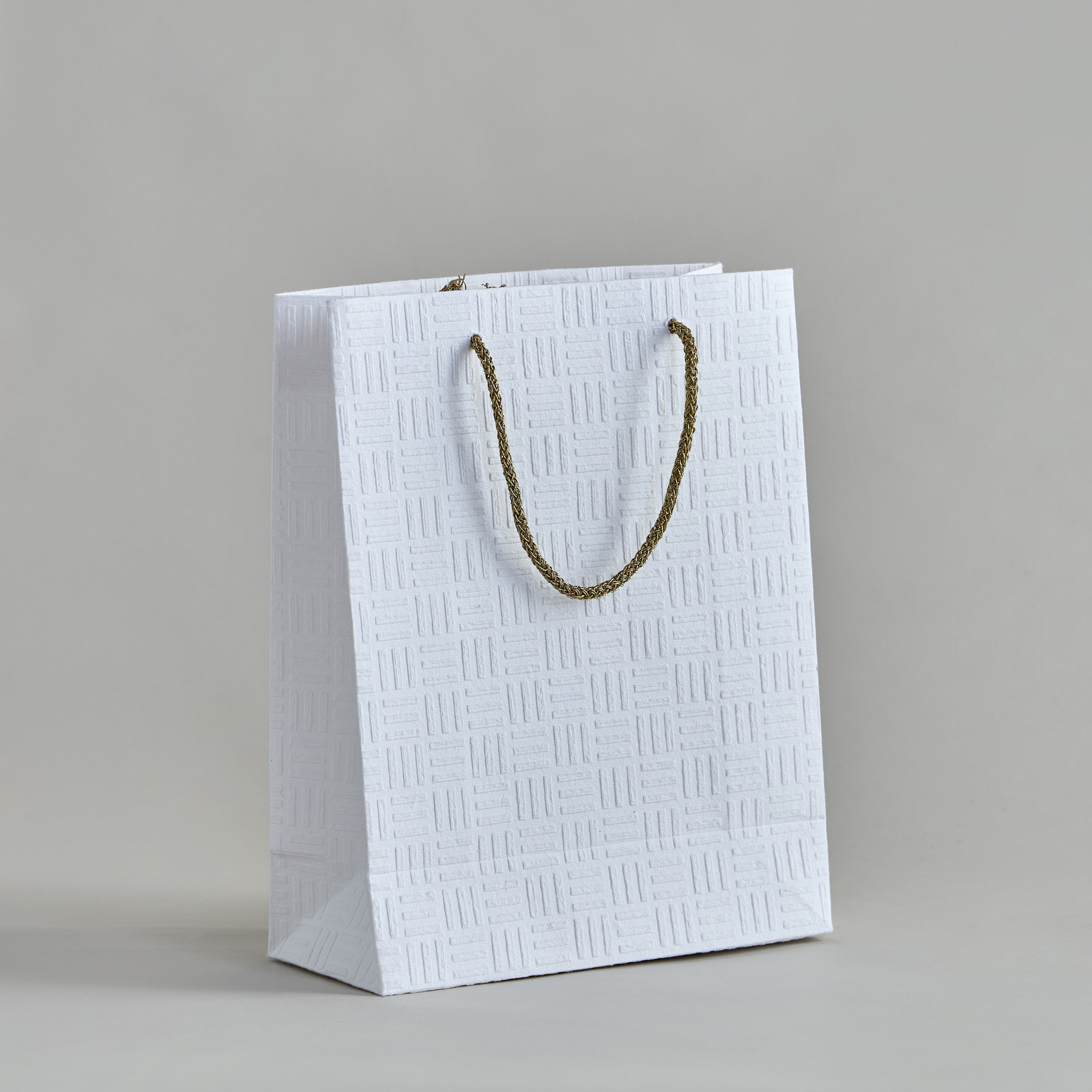 Shop Columbo Paper Gift Bag - 23x29x10 cm Online | Home Centre UAE