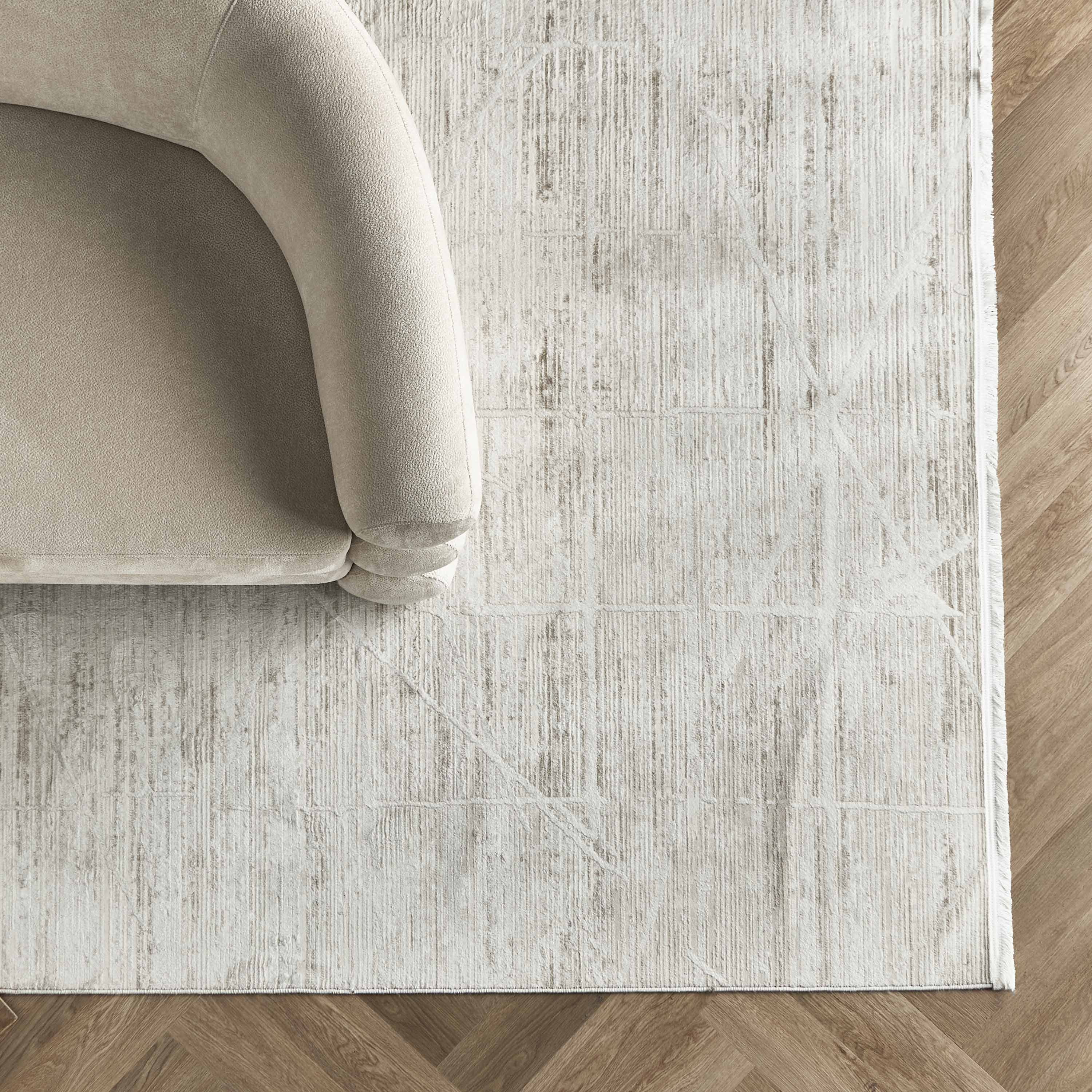 Shop Crescencia Kadifem Rug - 160x230 cm | Homecentre Oman