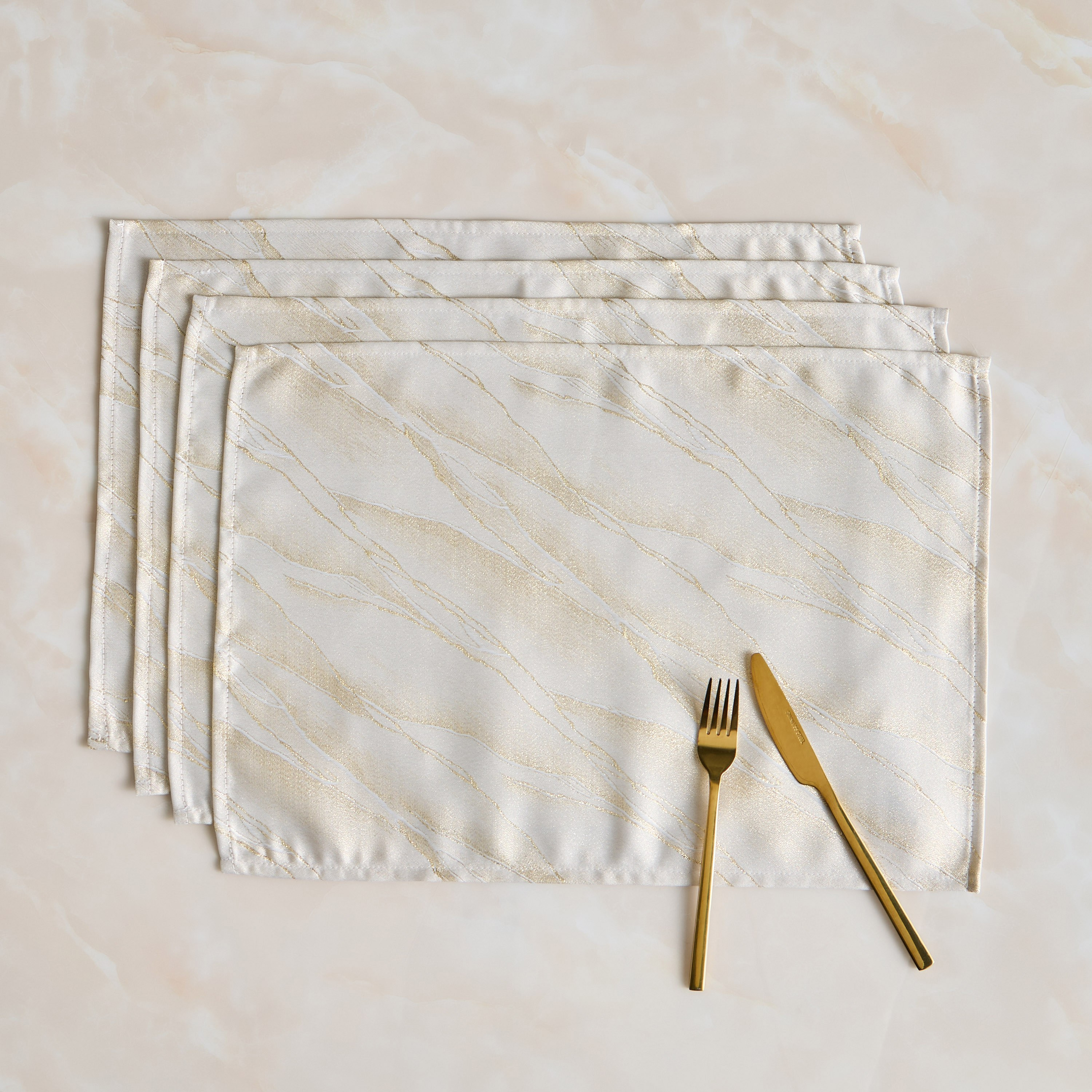 Shop Sparkle 4-Piece Placemat Set | Homecentre Oman