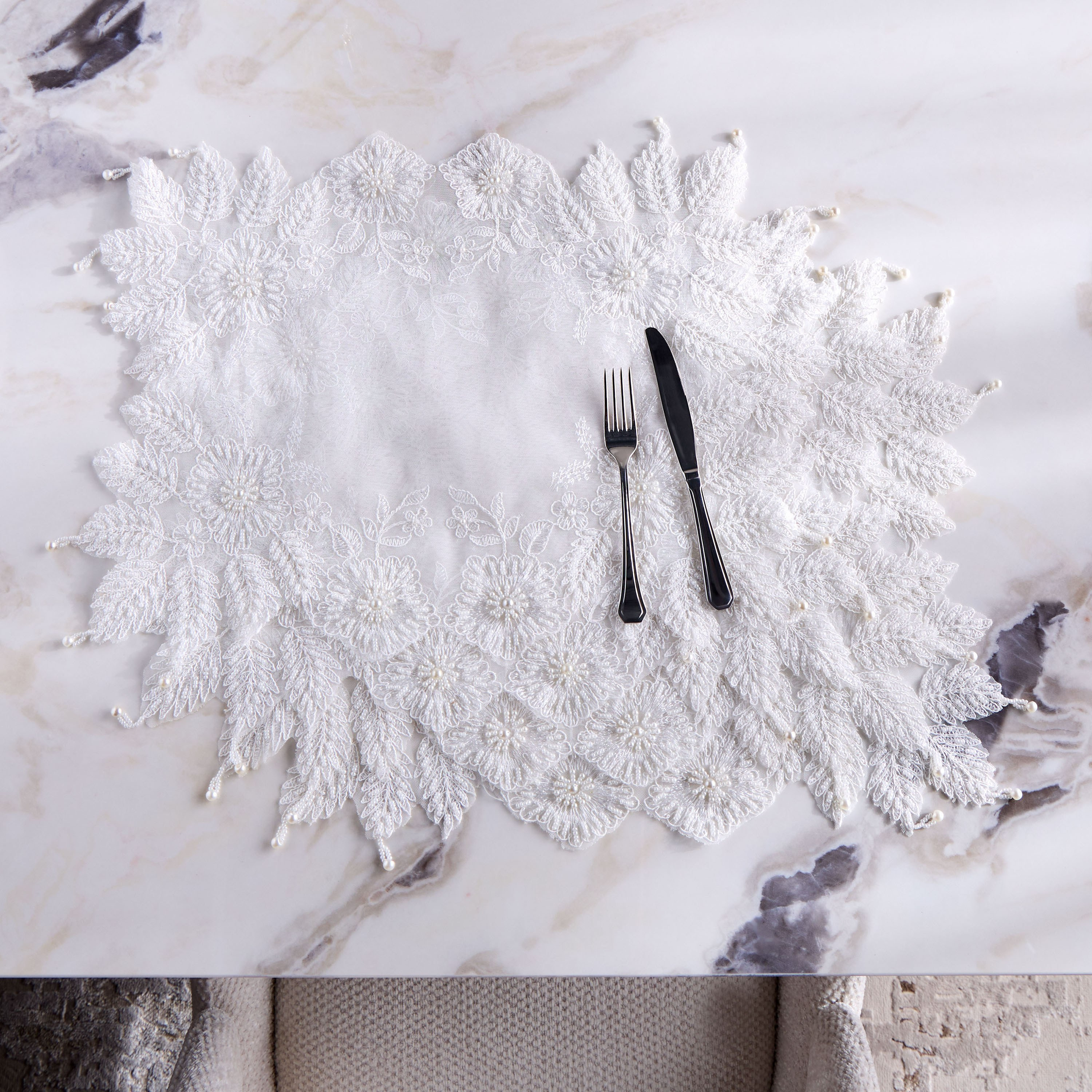 Shop Walima Lace 4-Piece Placemat Set | Homecentre Oman