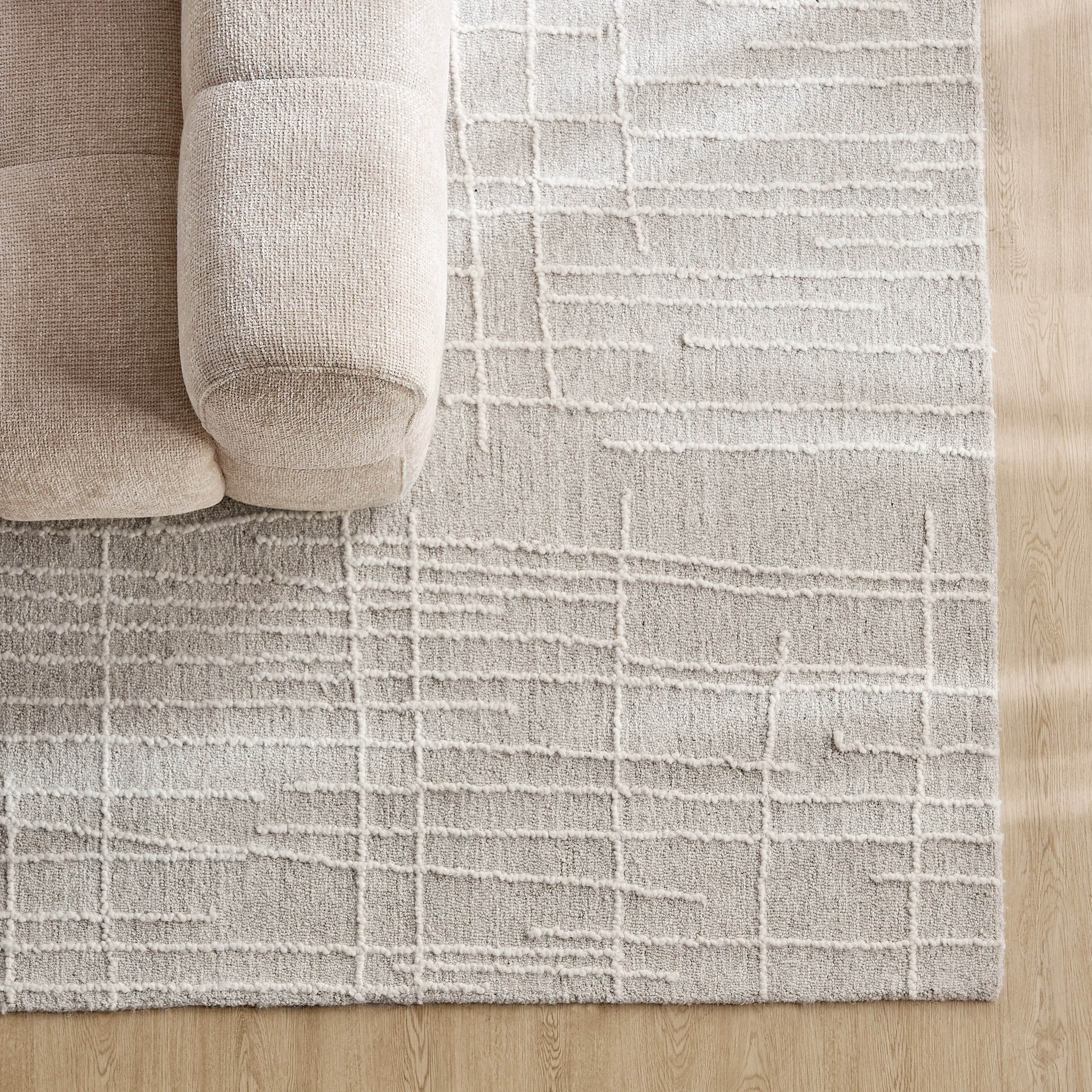 Shop Uvini Hand Tufted Woollen Rug - 200x290 cm | Homecentre UAE