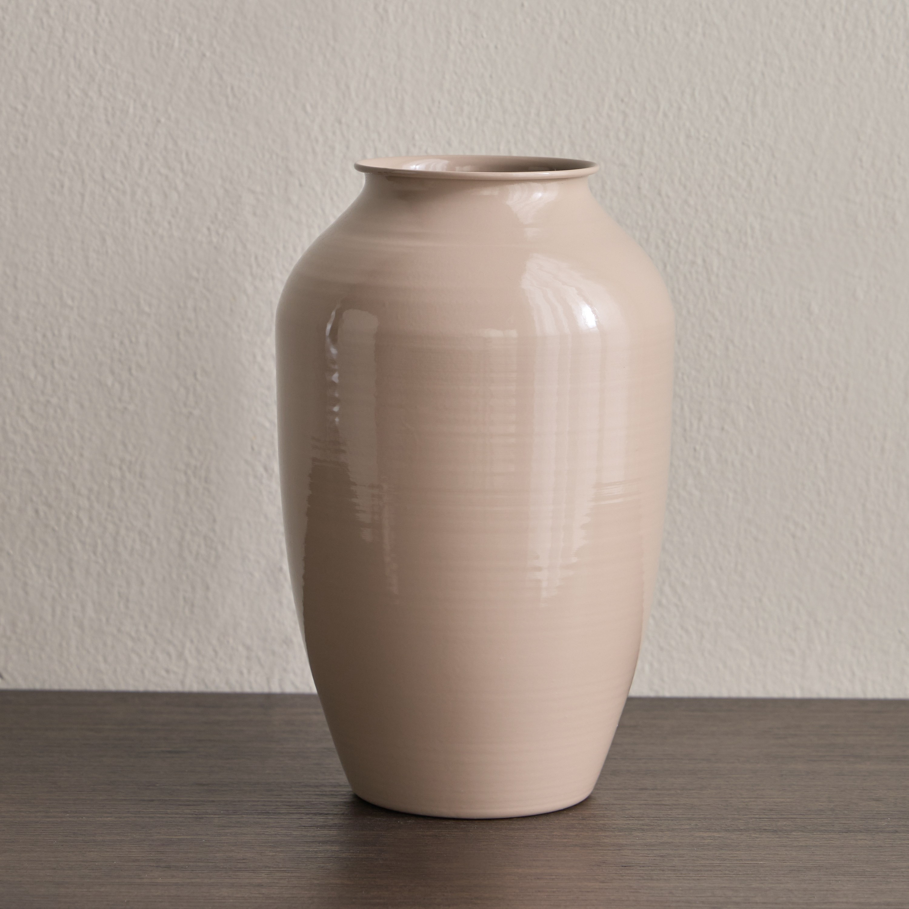 Shop Elevated Global Harper Metal Vase - 27 cm Online | Homecentre Oman