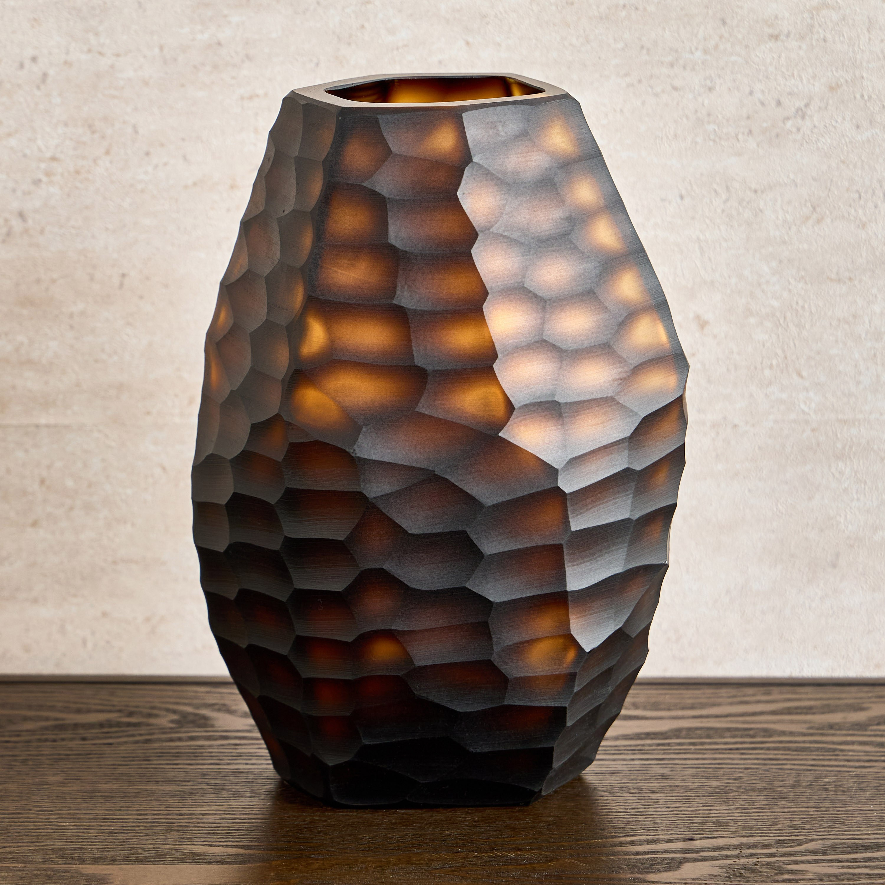 Shop Dara Webbed Glass Vase - 24 cm Online | Homecentre Qatar